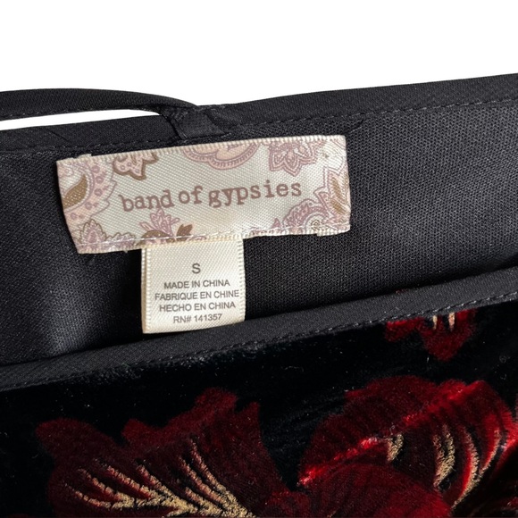 Band of Gypsies | Dresses | Band Of Gypsies Black Floral Midi Dress ...